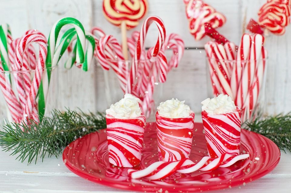 A Candy Cane Christmas - Sweetservices.com Online Bulk Candy Store